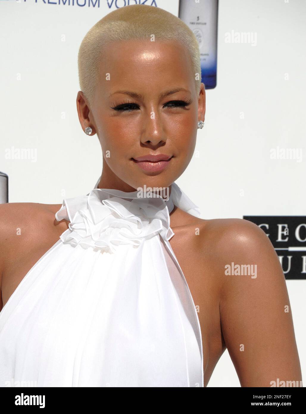 Amber Rose arrives at The White Party benefiting Malaria No More in Los ...