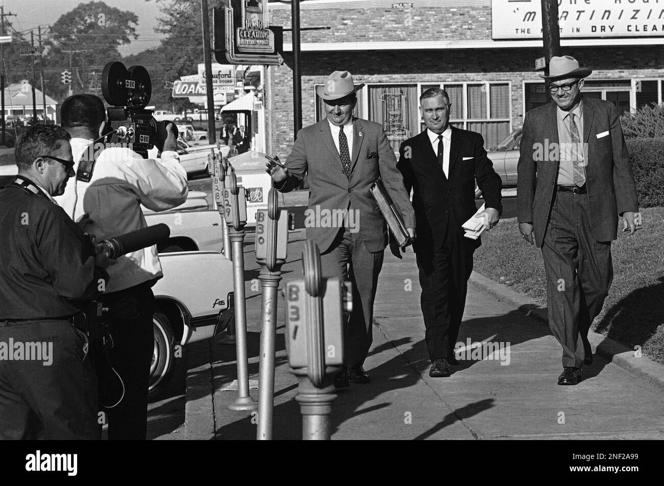 Transportation street social issues photographic themes hi-res stock ...