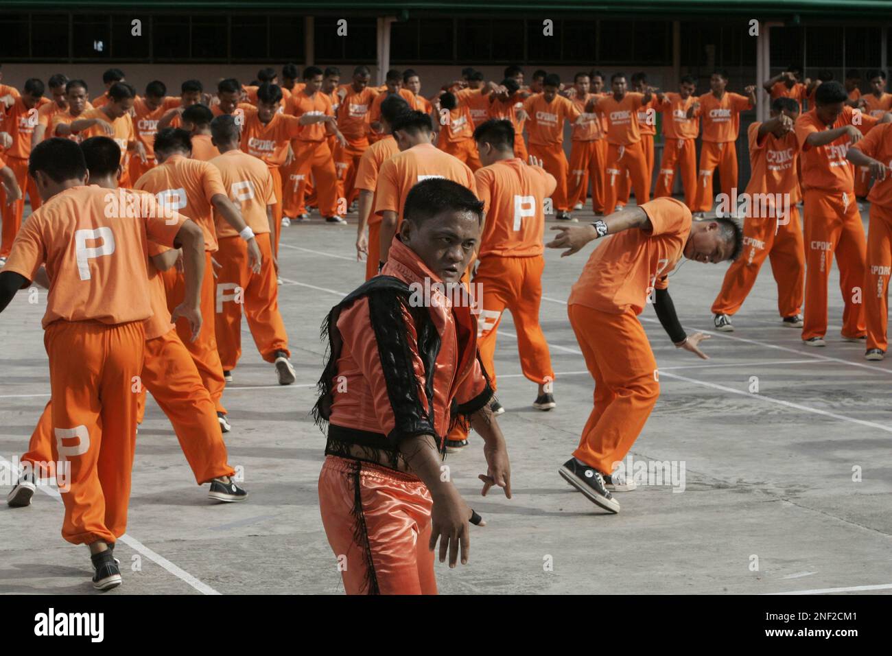 Inmates at the Cebu Provincial Detention and Rehabilitation Center on ...