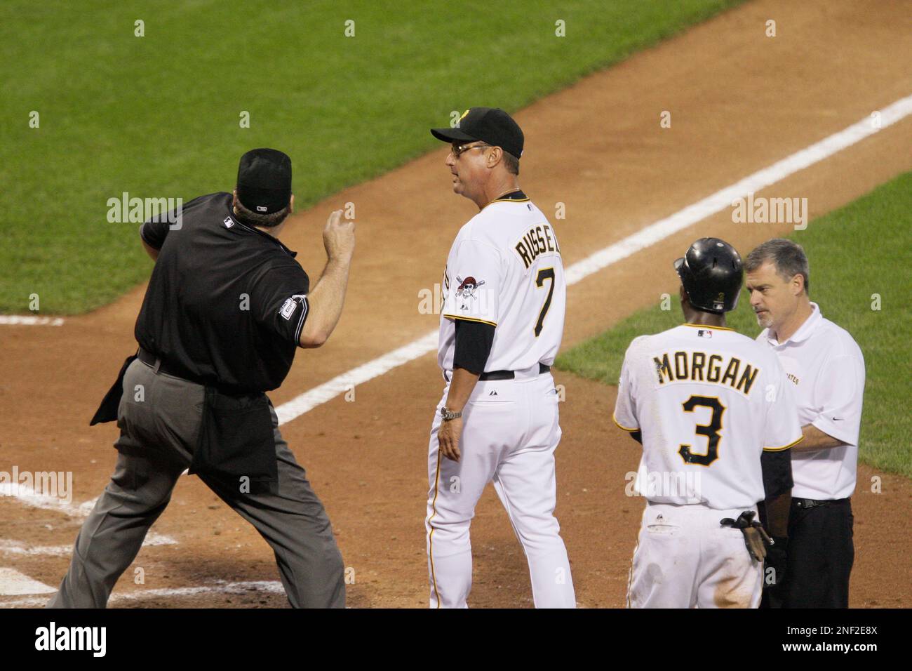 Pittsburgh Pirates manager John Russell (7) argues with home plate ...
