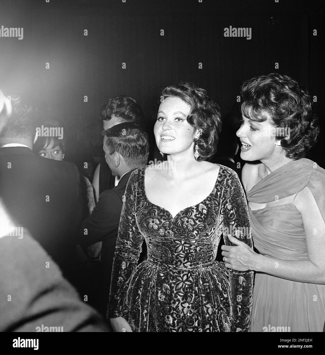 Actress Maureen O'Hara (right) and her daughter Bronwyn Fitzsimons, are ...