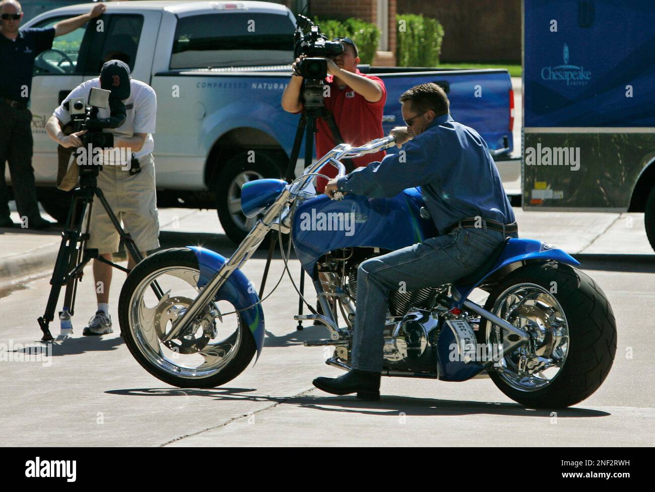 Chesapeake Energy Corp.'s Mark Harris, fleet natural gas specialist ...