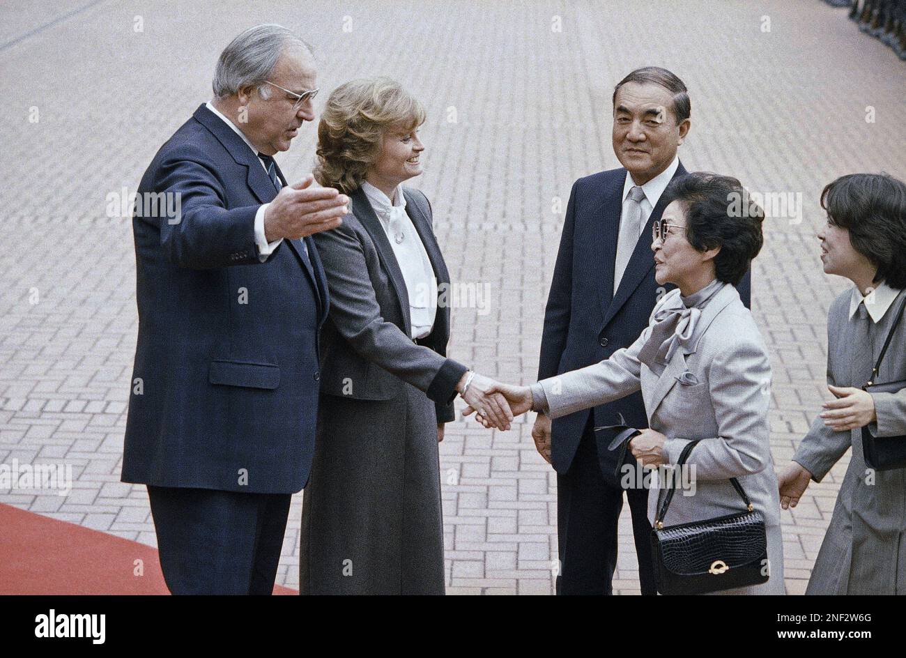 Shown in photo is Hannelore Kohl Wife of Helmut Kohl with Mrs. Nakasone ...