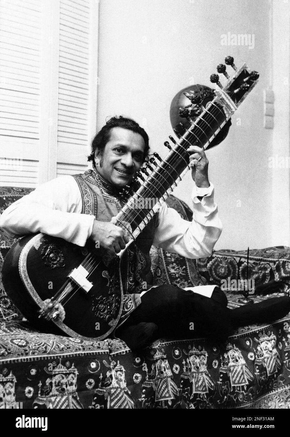 Ravi Shankar, Indian sitar player is shown, Nov. 7, 1968. (AP Photo ...