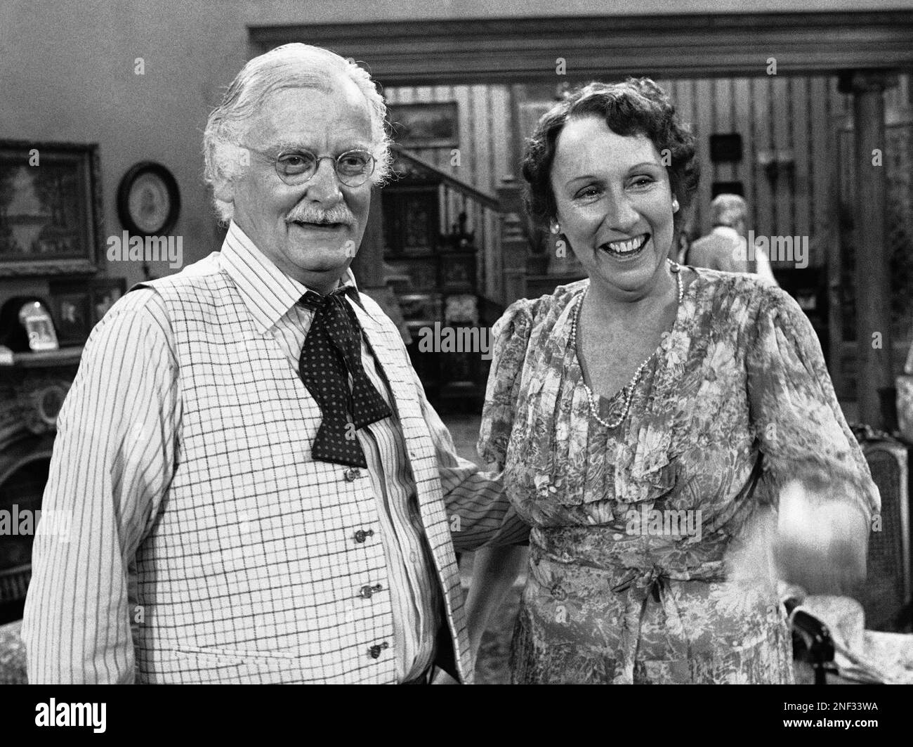 Co-stars Art Carney and Jean Stapleton rehearse a scene from the ...