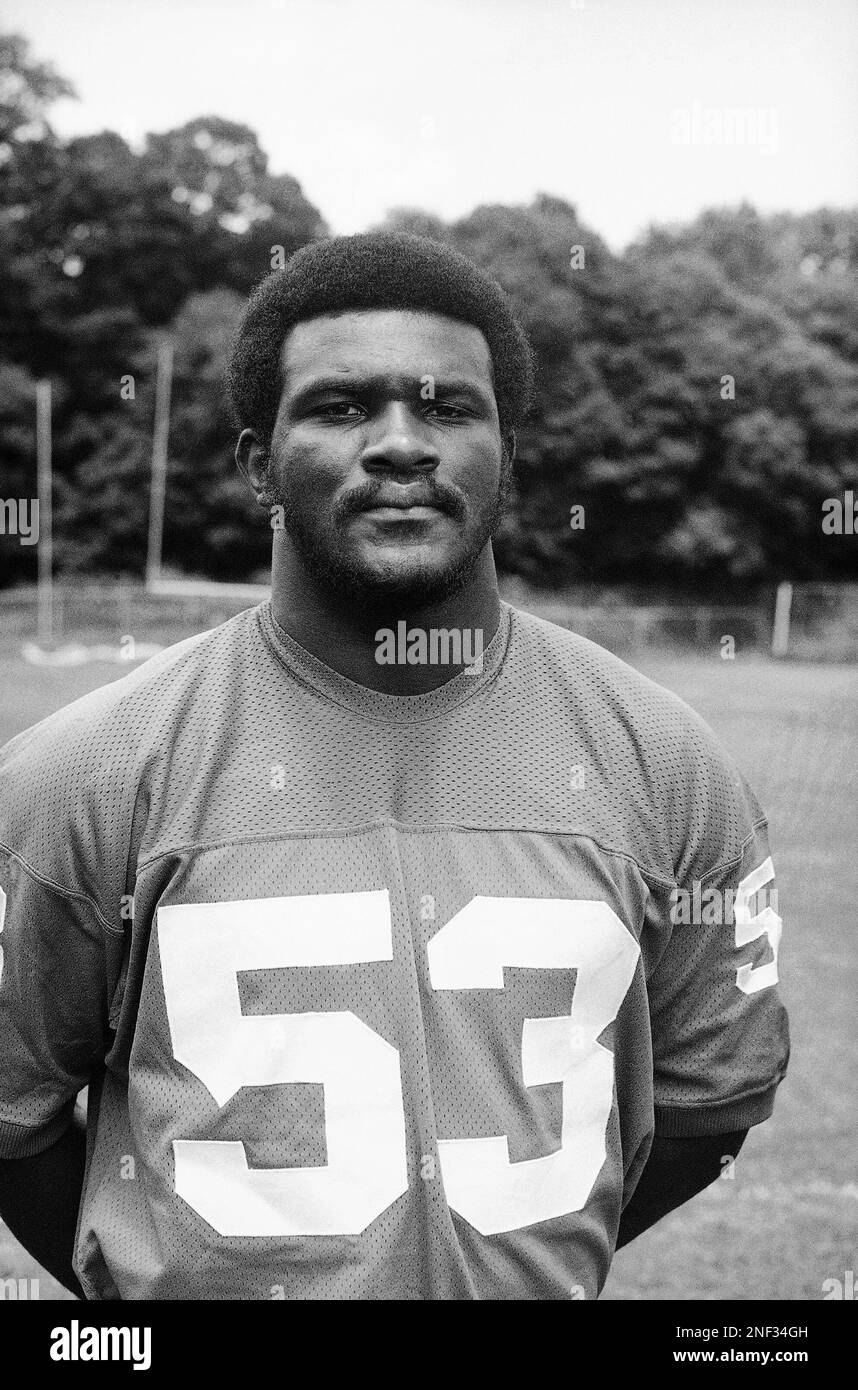 Harry Carson of the New York Giants is shown July 9, 1976. (AP Photo ...