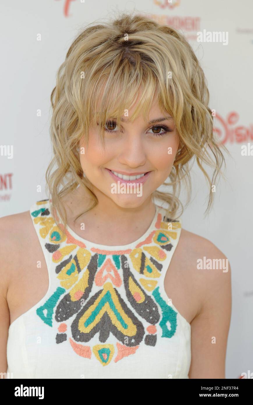 Actress Chelsea Staub arrives at the 20th anniversary Time for Heroes ...