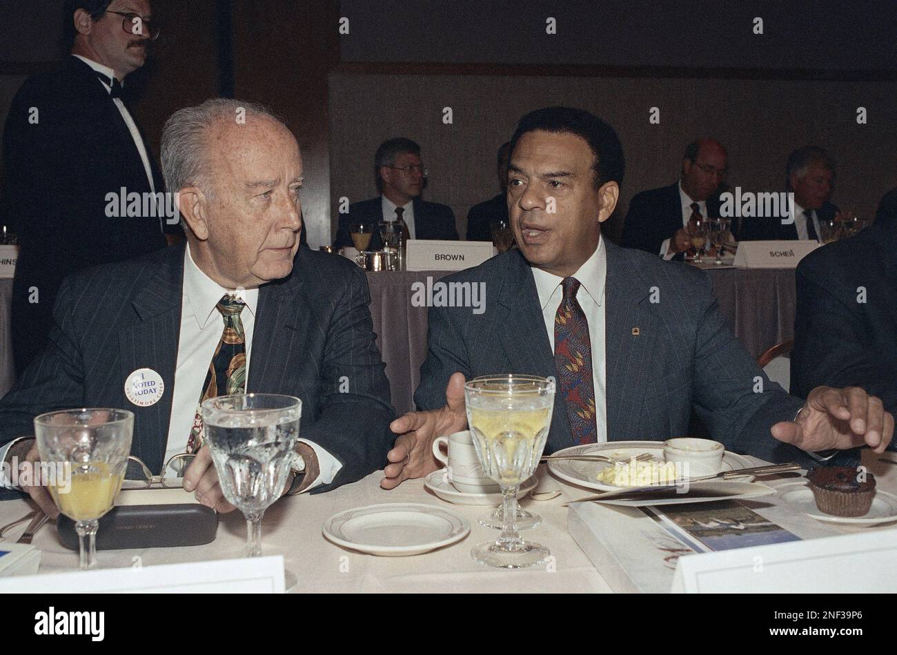 Maryland Governor William Donald Schaefer talks over breakfast with ...