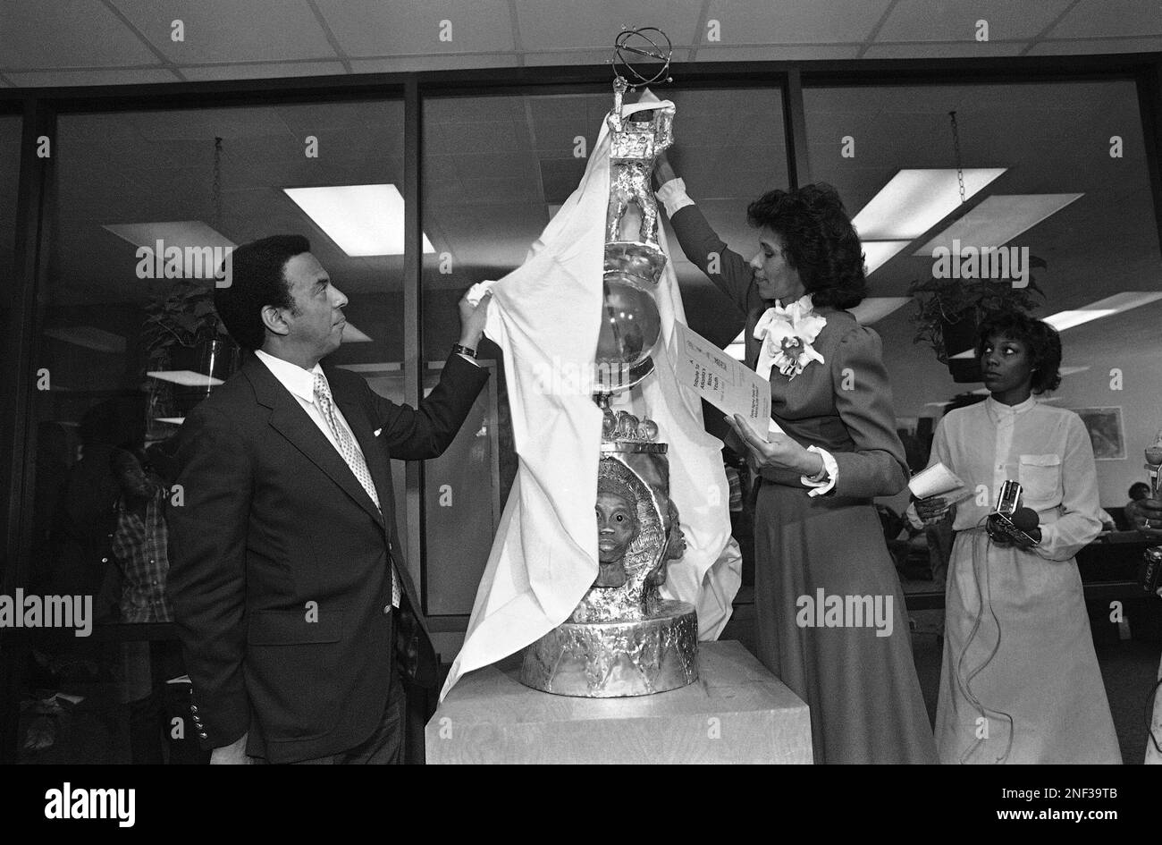 Atlanta Mayor Andrew Young and Mona H. Bailey, National President of ...