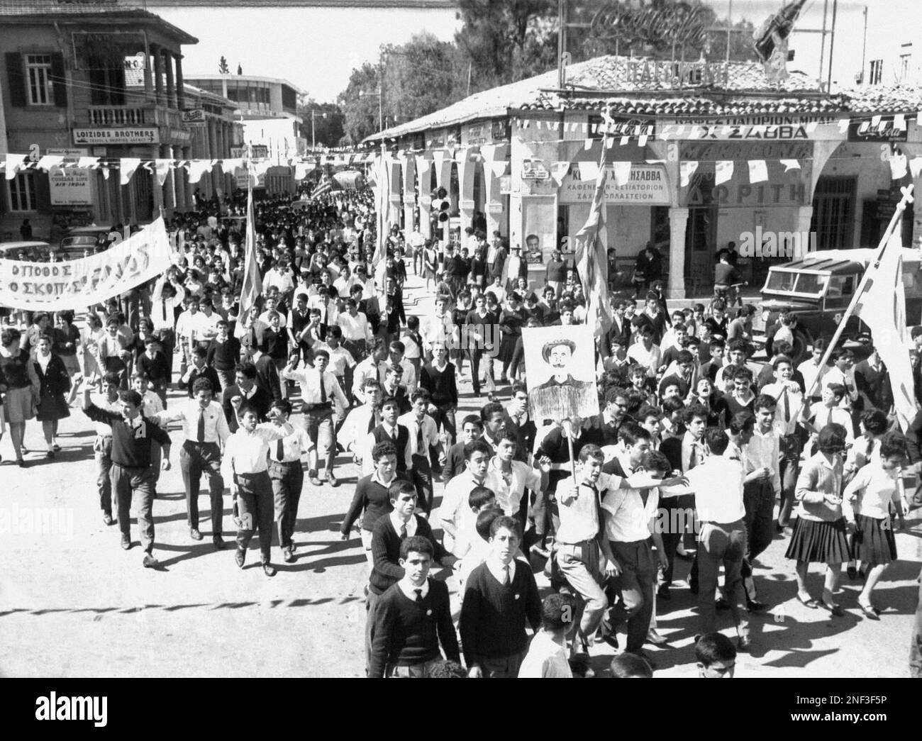 Several hundred Greek Cypriot secondary school students demonstrate in ...