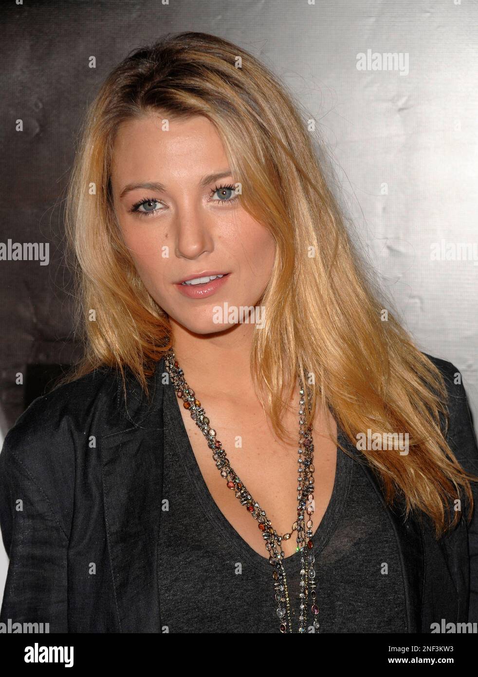 Actor Blake Lively arrives to the Burberry lights up New York City ...