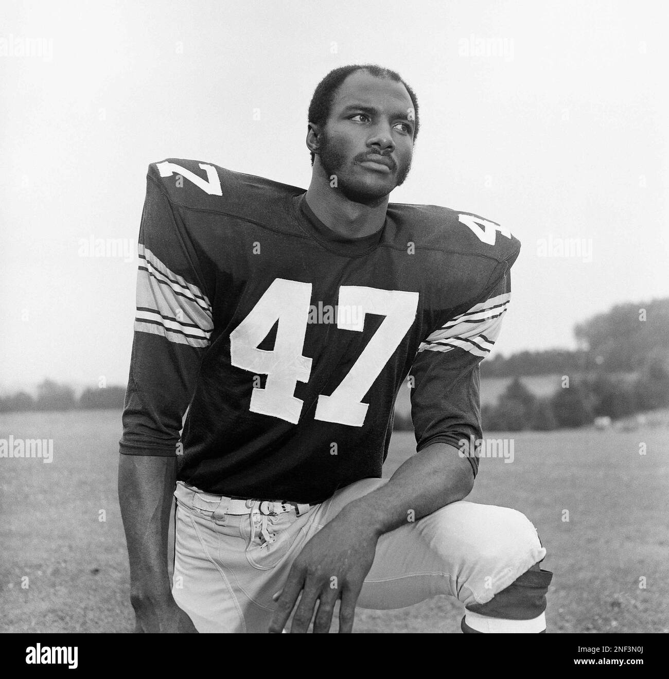 Mel Blount of the Pittsburgh Steelers is shown, Aug. 1973. (AP Photo ...