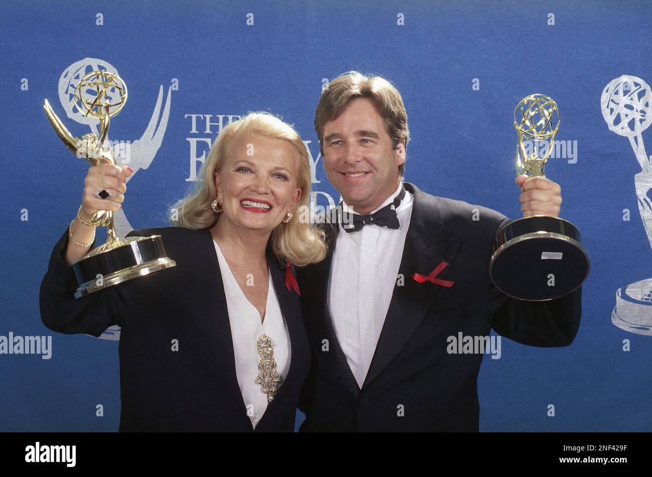 Actress Gena Rowlands and actor Beau Bridges hold up their Emmys for ...