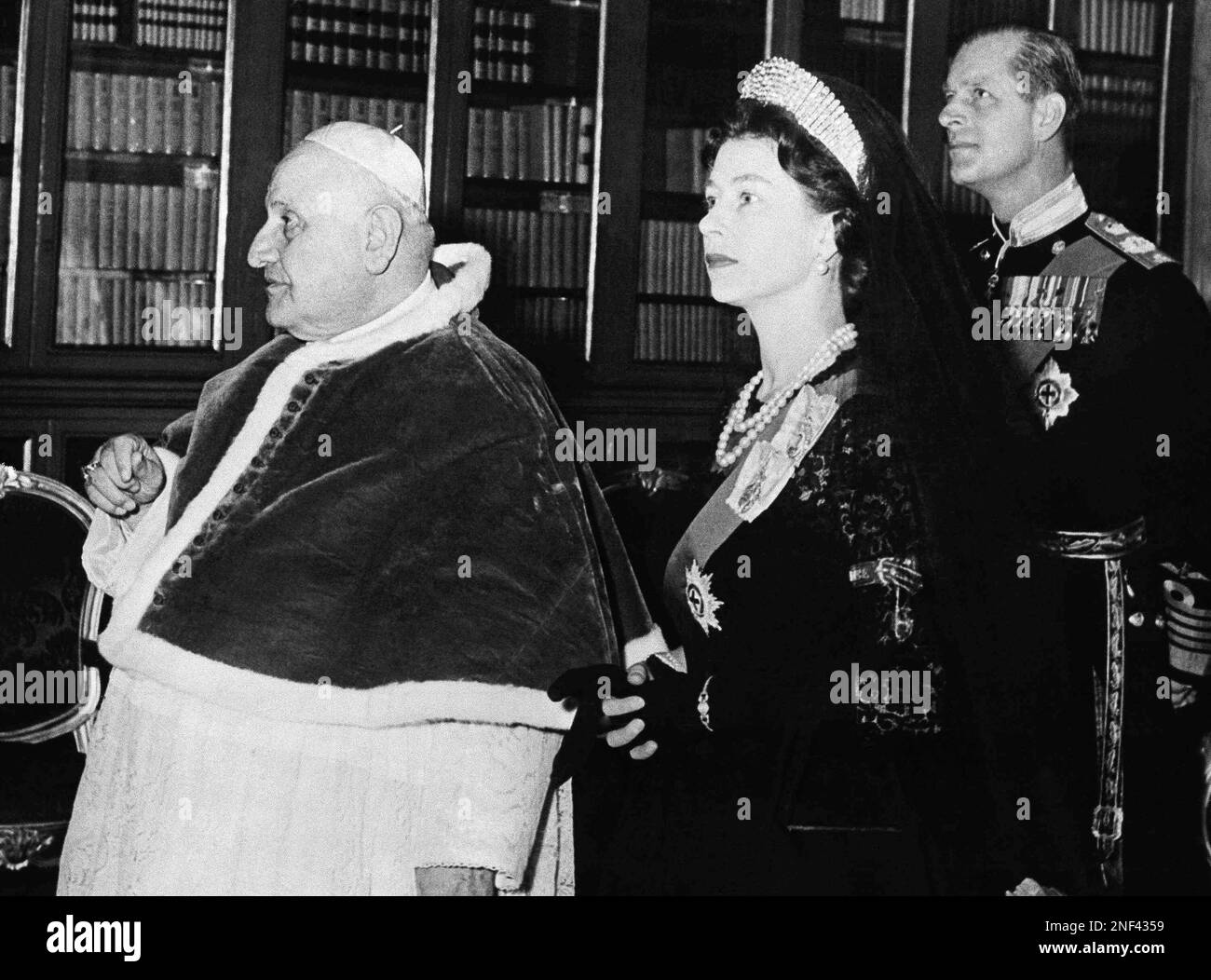 Britain's Queen Elizabeth II is shown with Pope John XXIII after the 79 ...