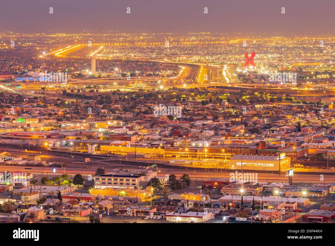Texas, NOV 25 2022 - High angle view of the beautiful El Paso city and ...
