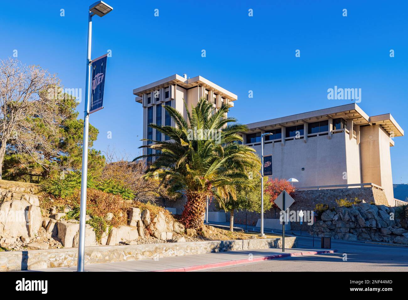 Texas, NOV 26 2022 - Sunny exterior view of the campus of The ...
