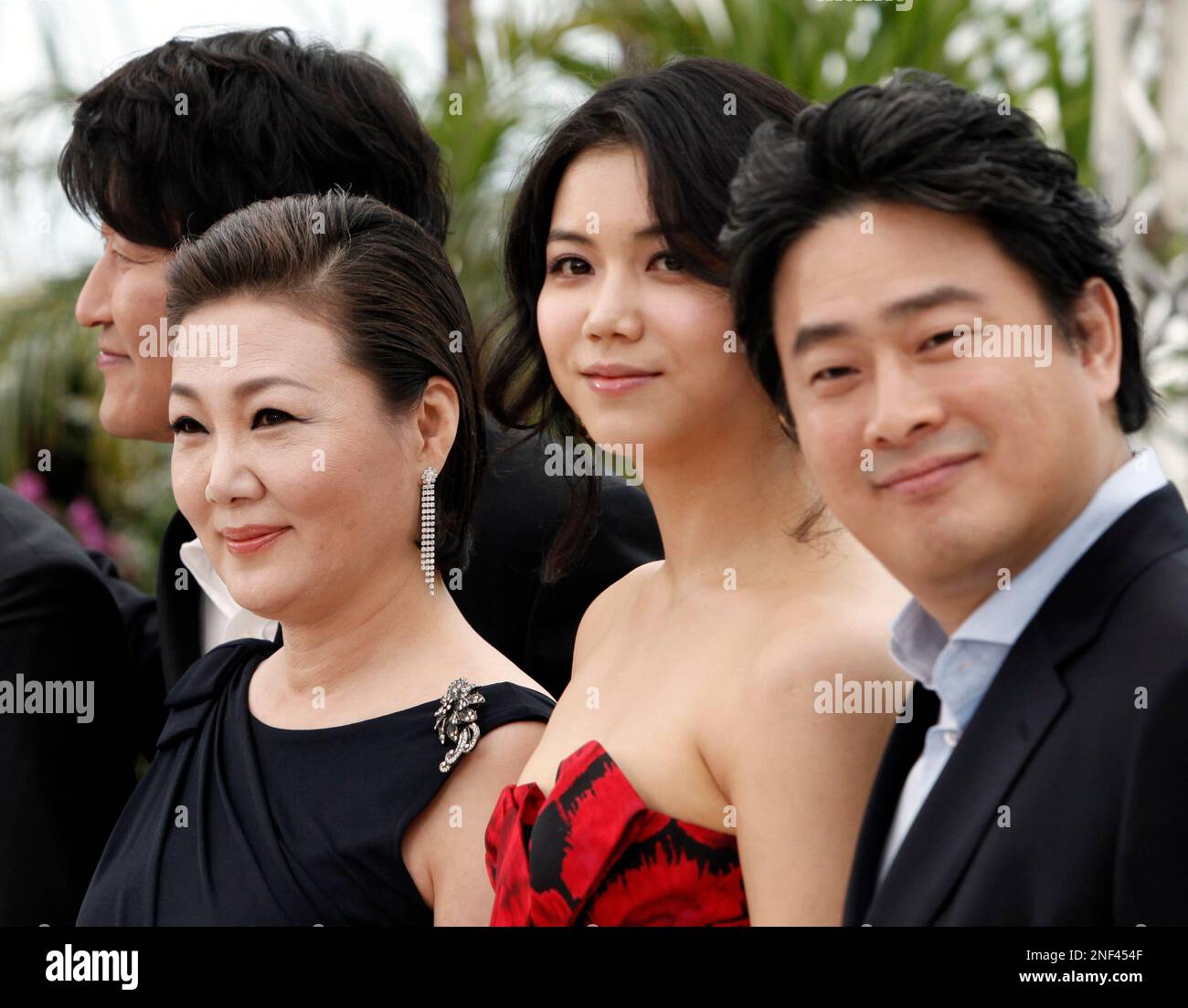 From right, South Korean director Park Chan-Wook, South Korean actress ...