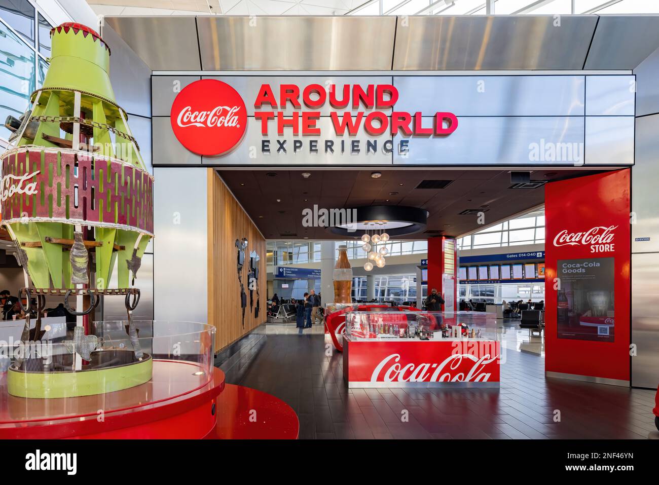 Coca cola building dallas hi-res stock photography and images - Alamy