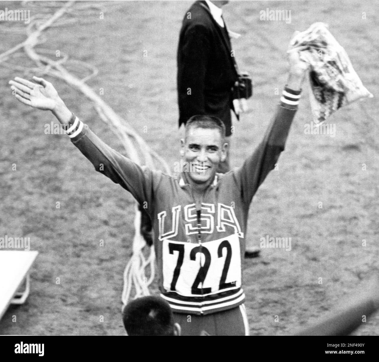 USA's Billy Mills (722) winner of the 10,000-meter Olympic race at the ...