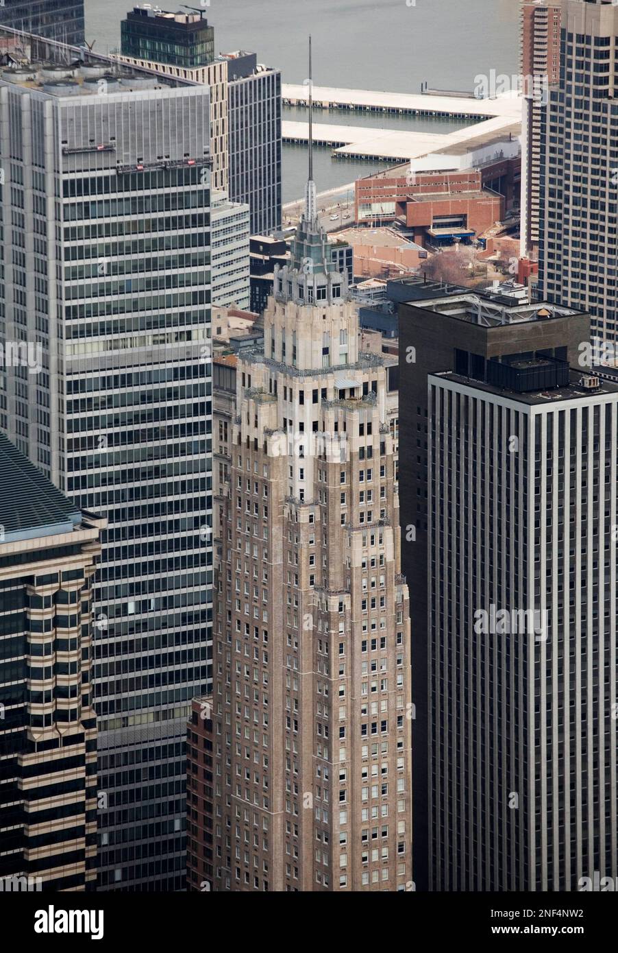 Aig headquarters in new york hi-res stock photography and images - Alamy