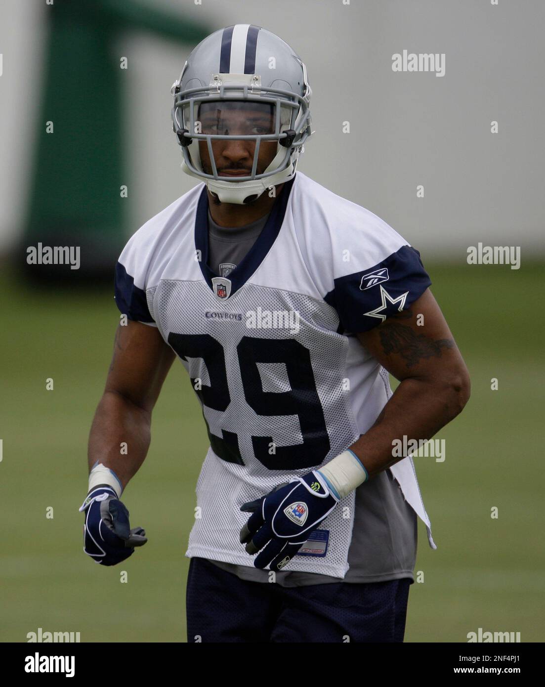 Dallas Cowboys running back Keon Lattimore (29) at rookie minicamp at ...