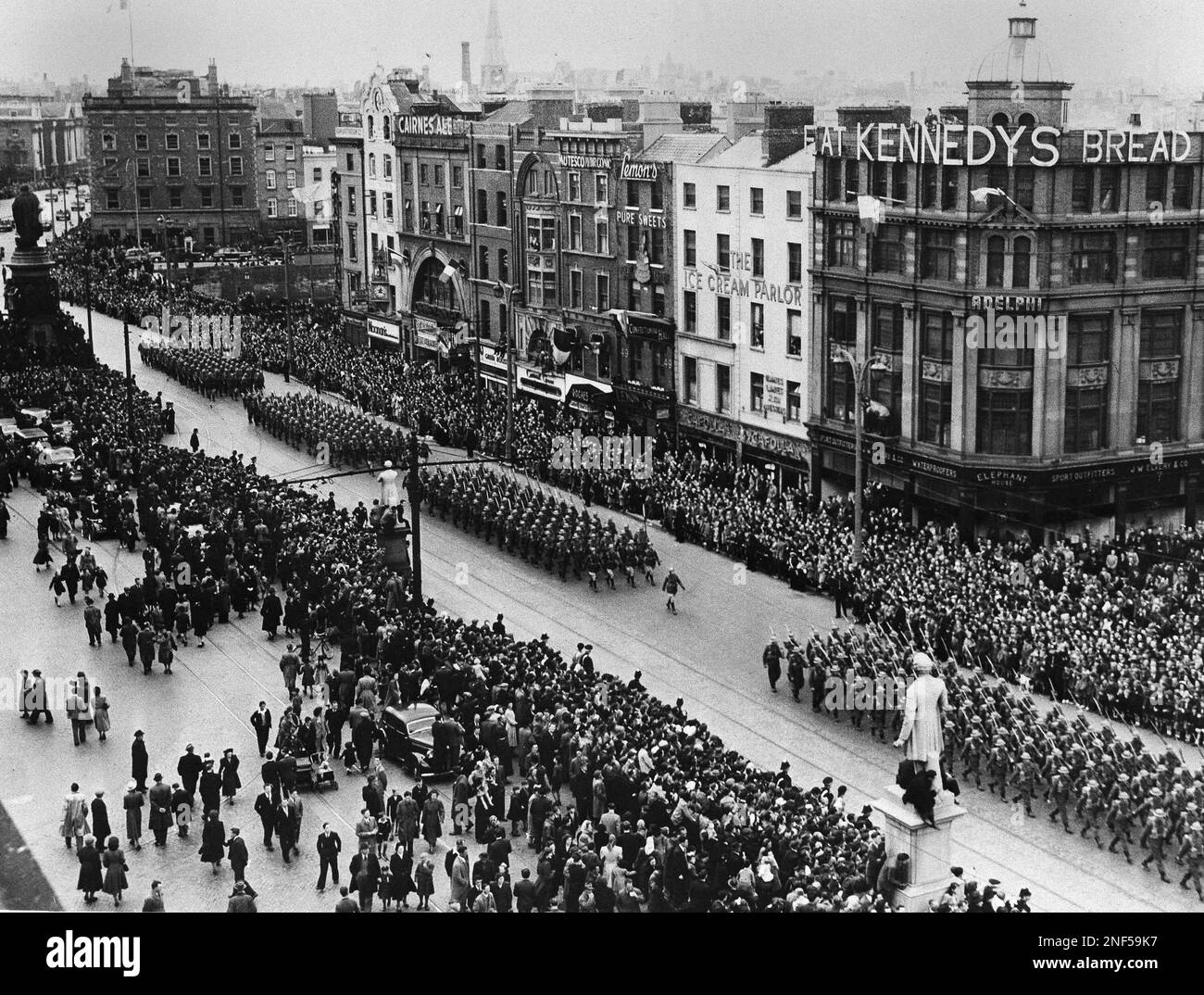Irish troops parade in O'Connell Street celebrating the birth of the ...