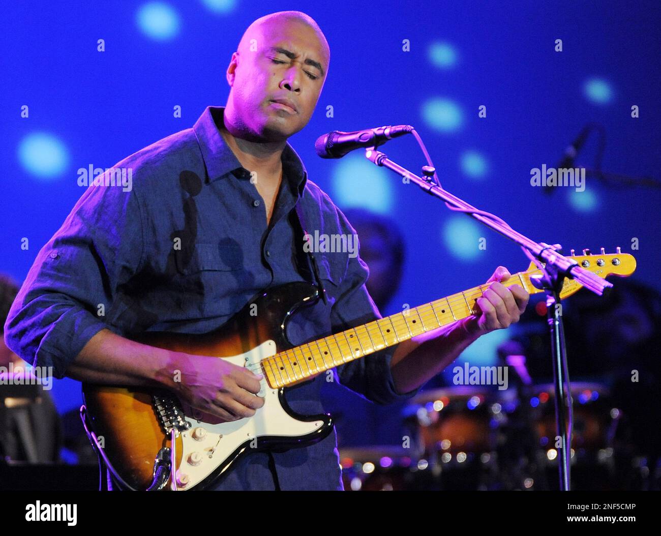 Former New York Yankee, guitarist and songwriter Bernie Williams ...