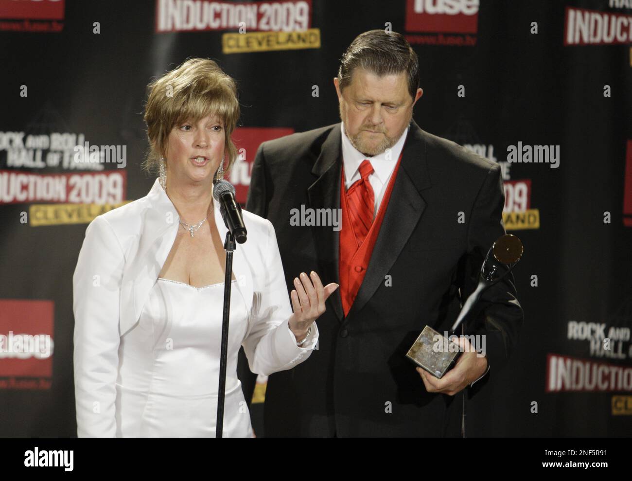 Bill Black's daughter Nancy Shockley, left, and son Lewis Black speak ...