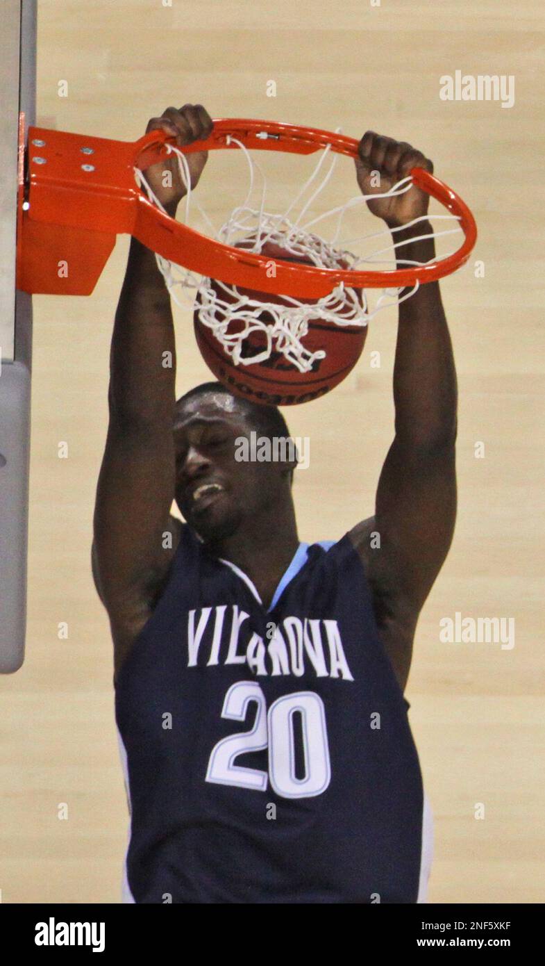 Villanova's Shane Clark slam dunks in a game against North Carolina ...