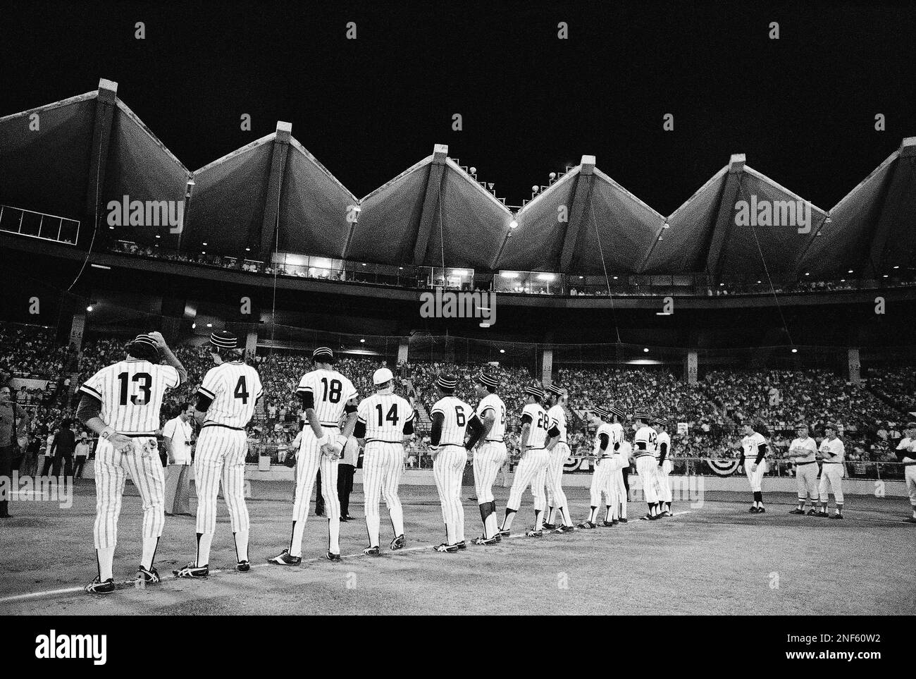 Members of the Pittsburgh Pirates line up for introductions in Bithorn ...