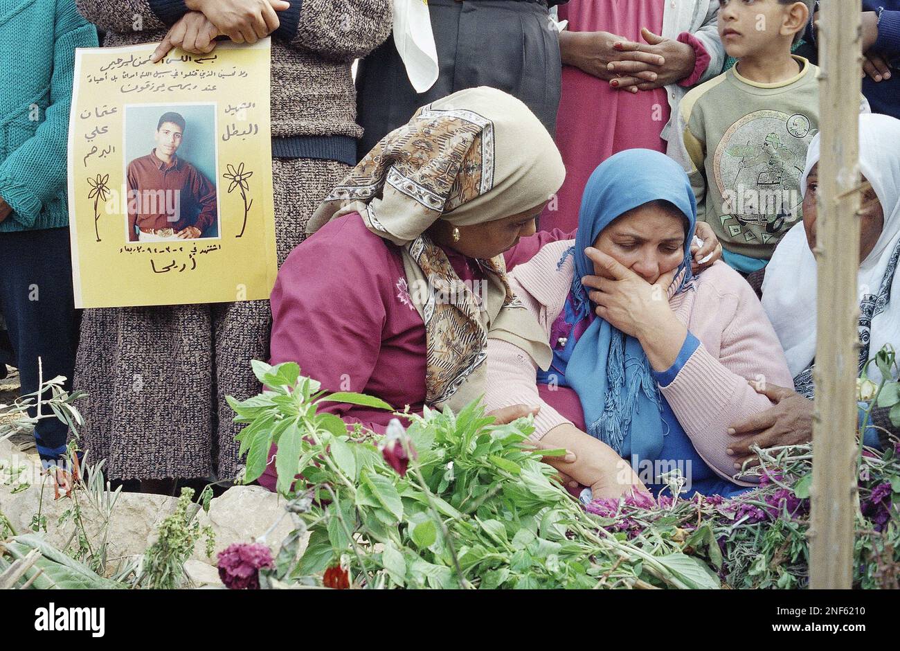 Children murdered by israeli soldiers hi-res stock photography and ...