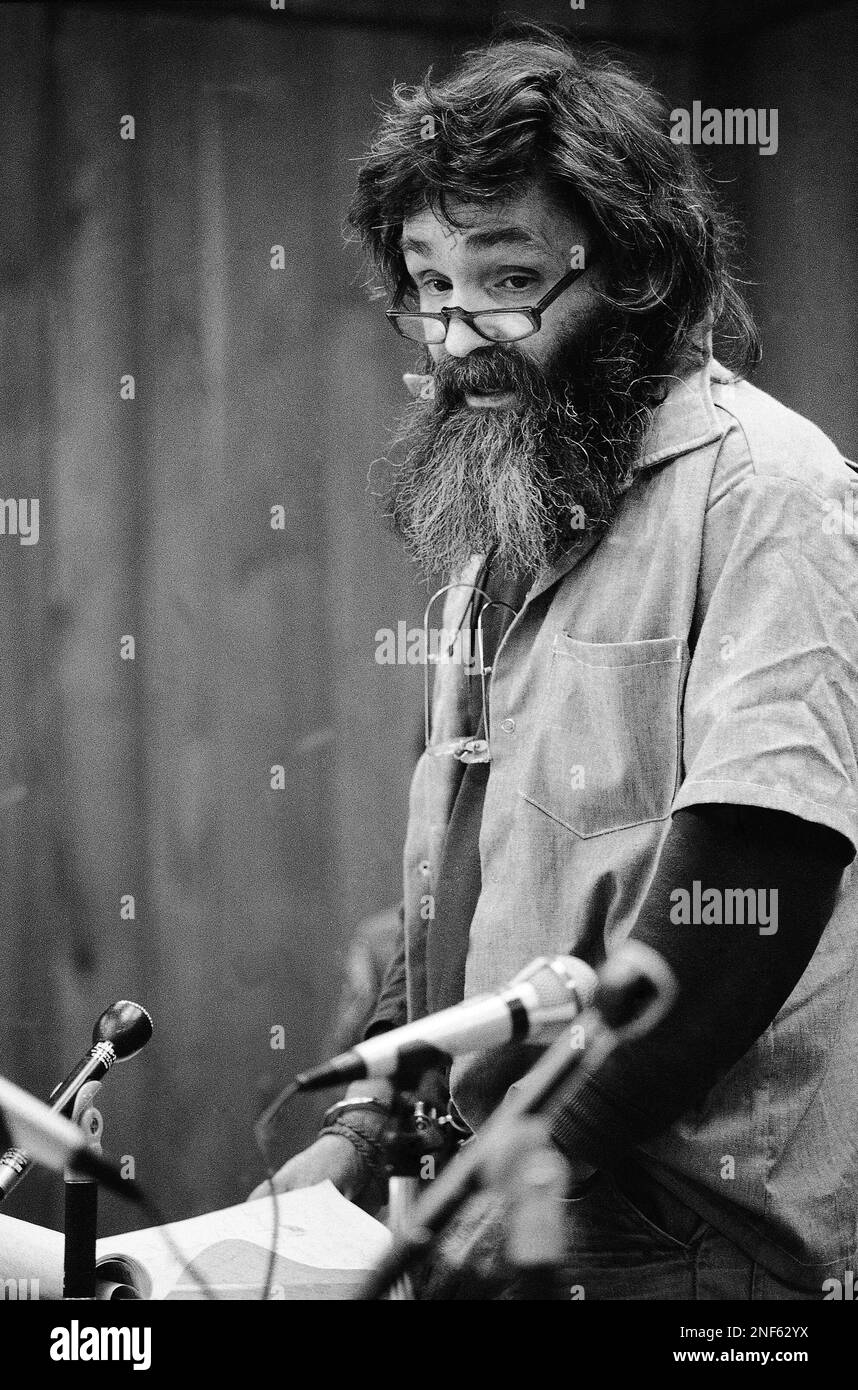 Convicted mass murder Charles Manson reads a rambling statement at his ...