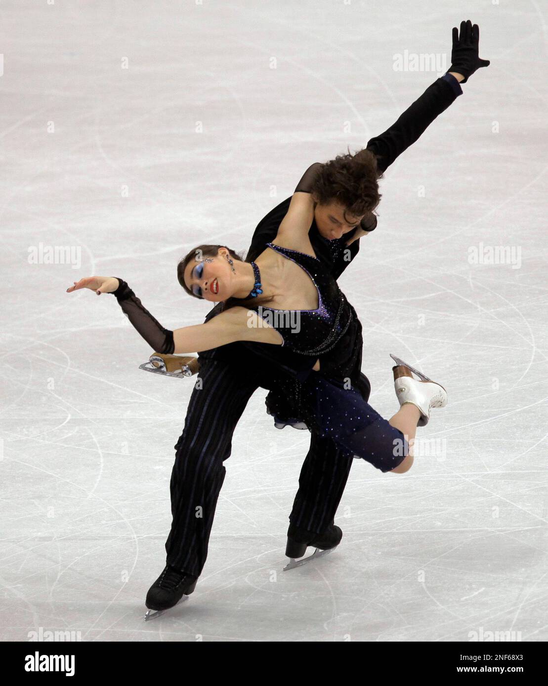 Cathy Reed and Chris Reed of Japan, skate during the ice dance free ...