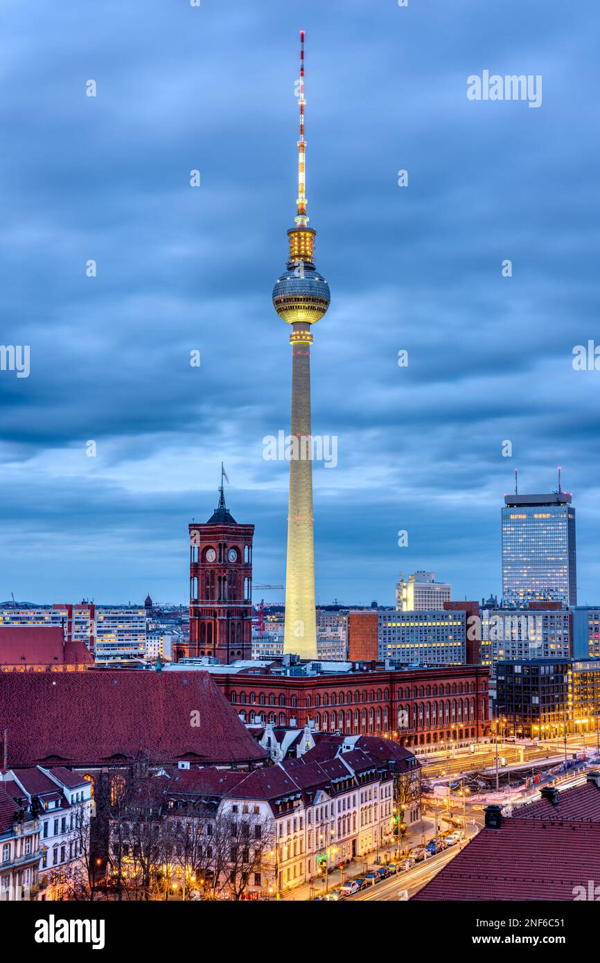 Mitte berlin street city town hi-res stock photography and images - Alamy