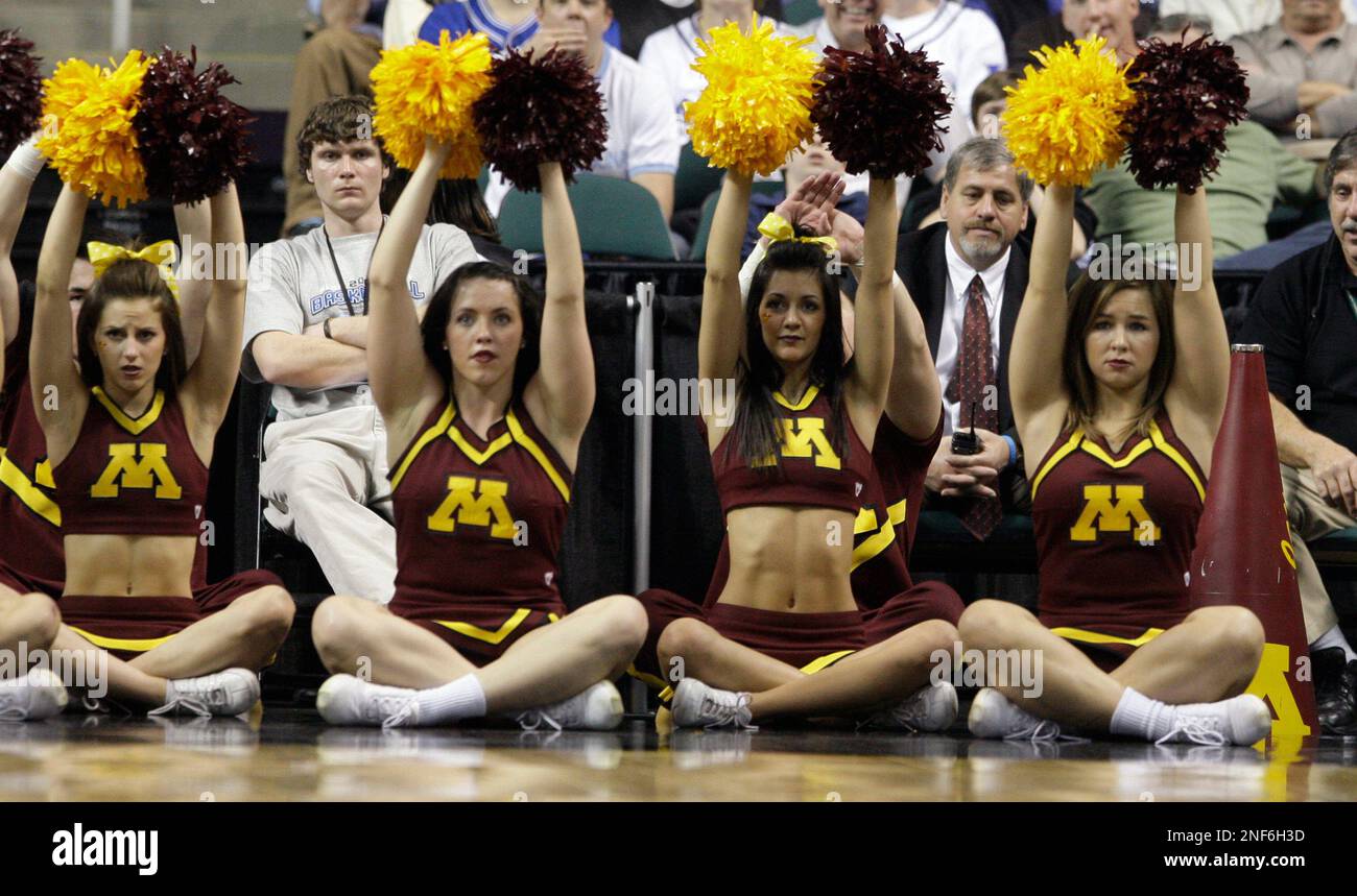 Minnesota cheerleaders are shown during the first half of a first-round ...
