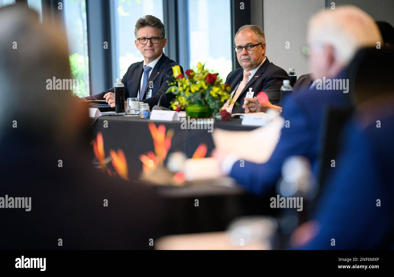 17 February 2023, Malaysia, Kuala Lumpur: Harald Norman Goldberg (l-r), Chairman of the ...
