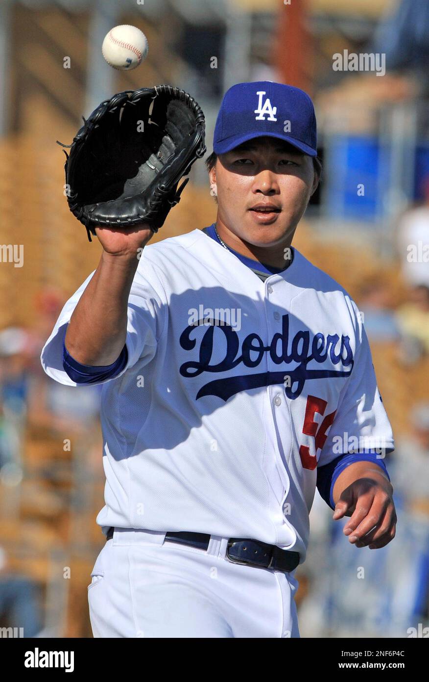 Los Angeles Dodgers relief pitcher Hong-Chih Kuo plays against South ...