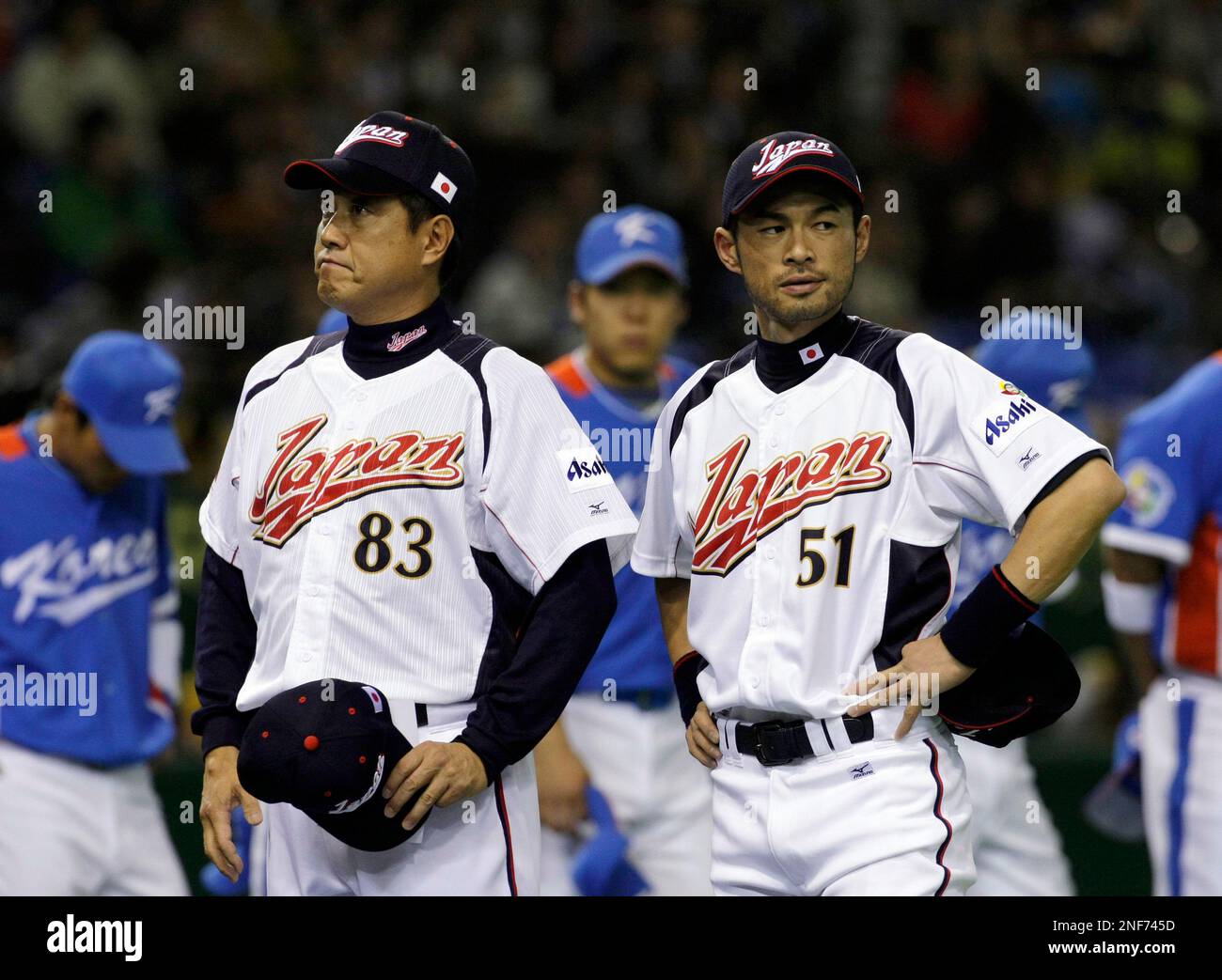 Team Japan manager Tatsunori Hara (83) and rightfielder Ichiro Suzuki ...
