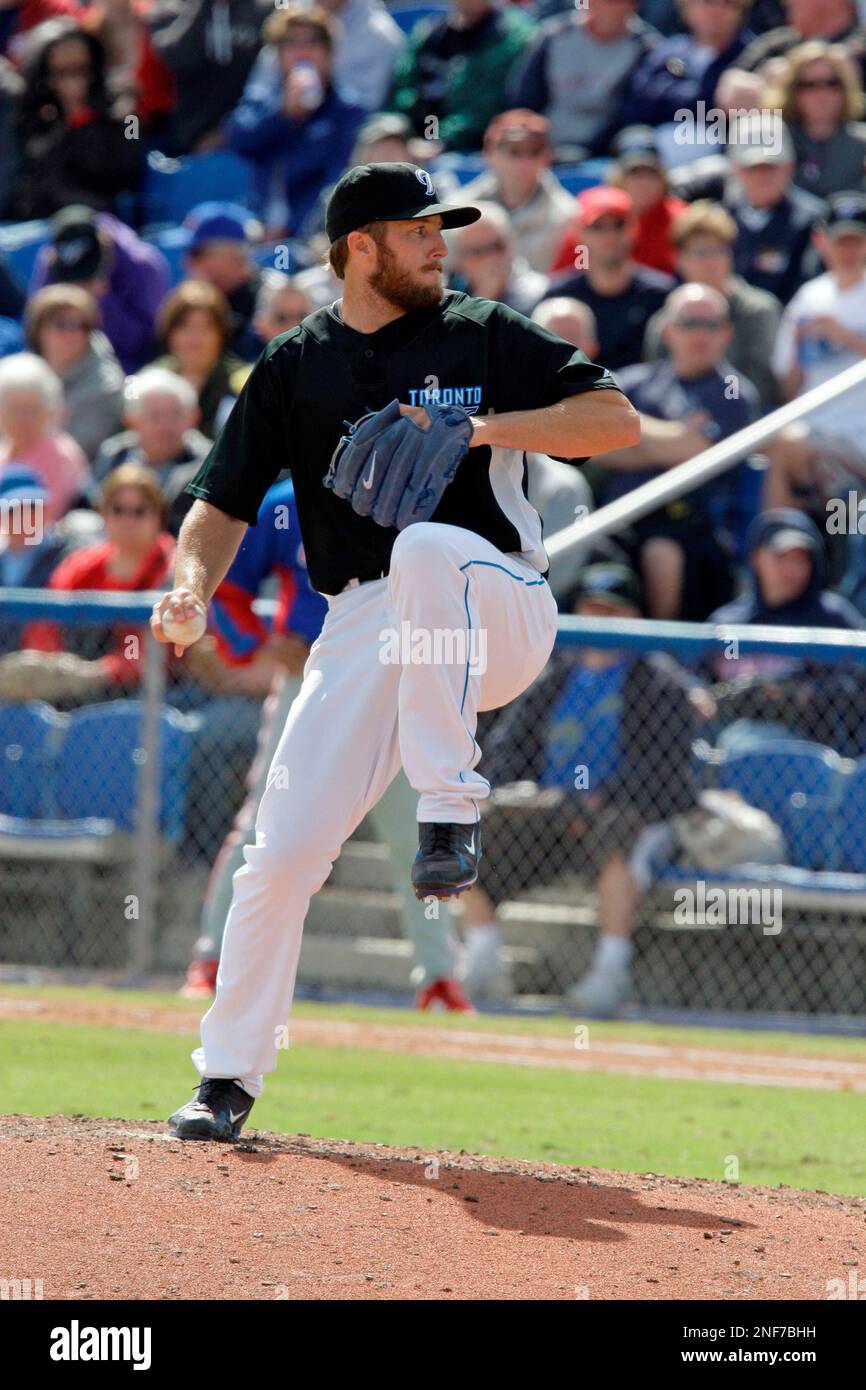Toronto Blue Jays pitcher Jeremy Accardo throws against the ...