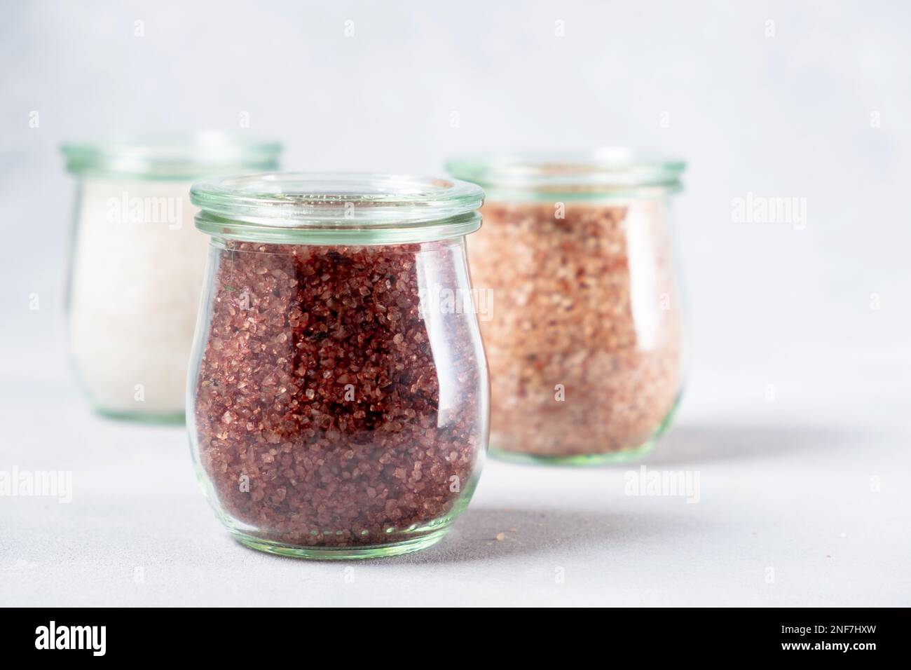 Himalaya salt minerals hi-res stock photography and images - Alamy