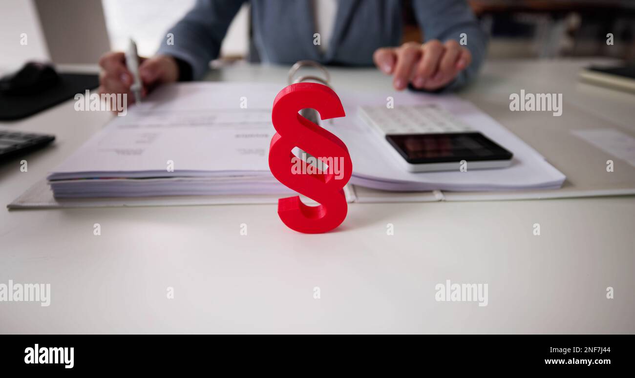 Law Paragraph Lawyer Agreement And Report. Writing And Signing Stock ...