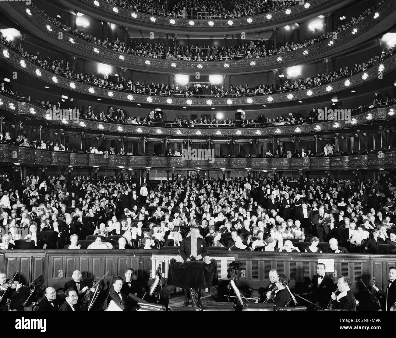 This is a general view of the Metropolitan Opera House looking into the ...