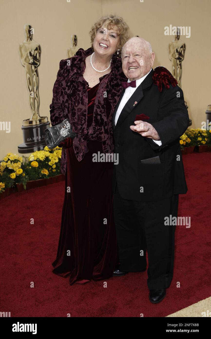 Mickey Rooney and his wife, Jan Rooney, arrive for the 81st Academy ...