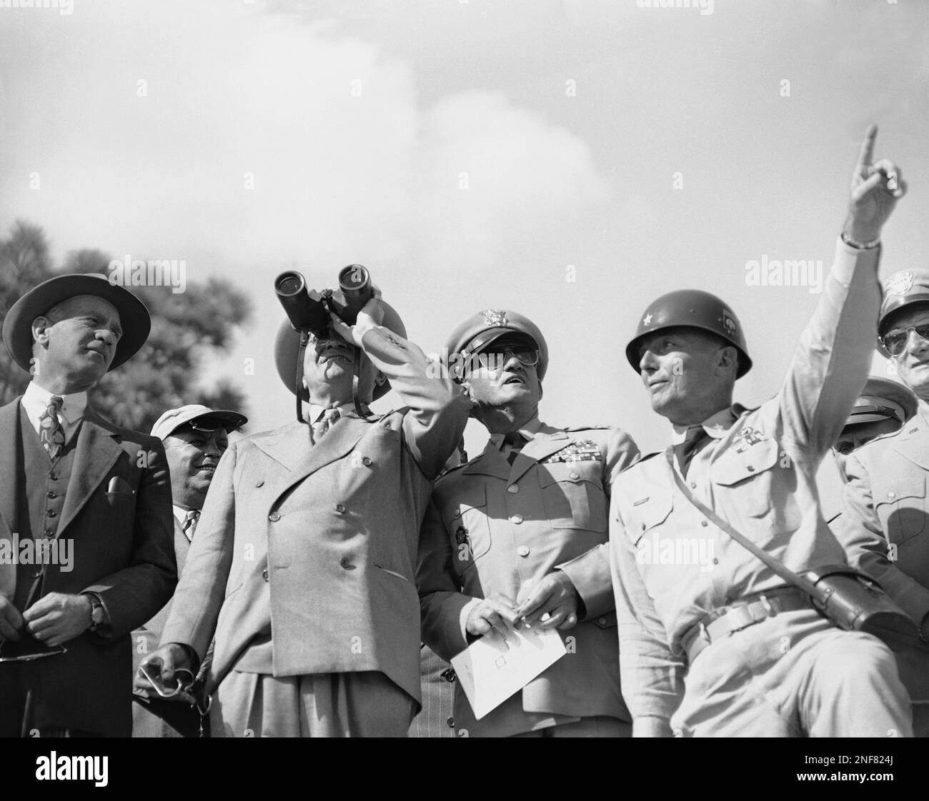 Secretary of the Army Gordon Gray, left, Pres. Harry Truman, second ...