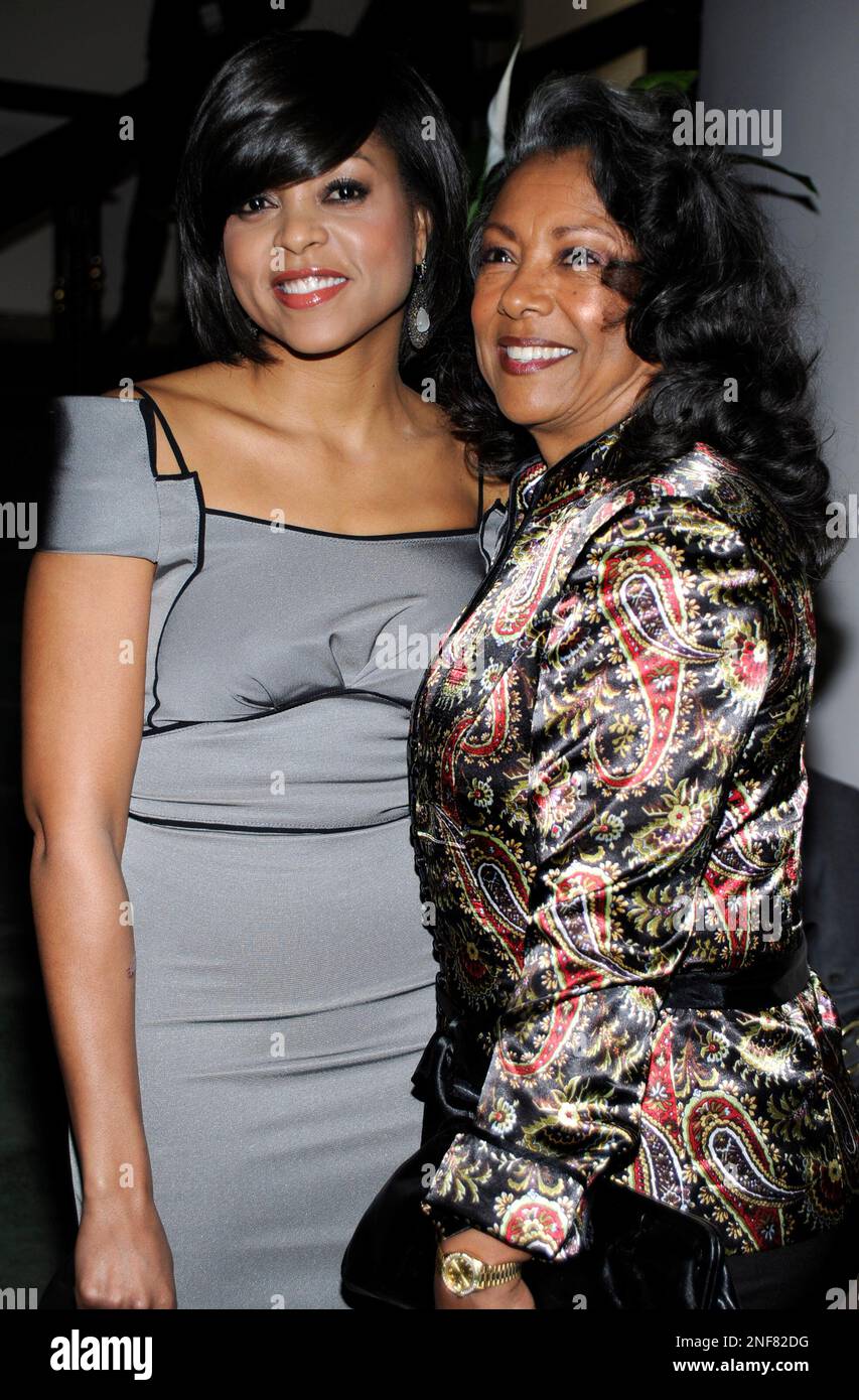 Actress Taraji Henson and her mother Bernice Henson pose on the press ...