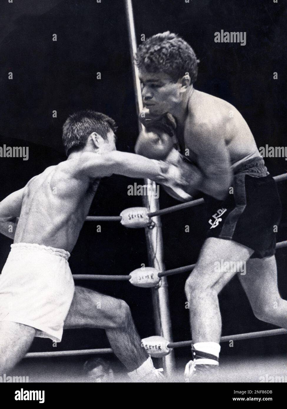 World flyweight champion Efren Alacran Torres of Mexico blocks a right ...