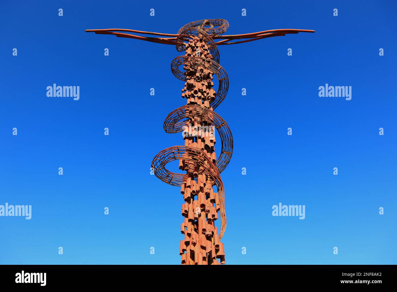 Kreuz, das von einer Messingschlange umschlungen wird, Berg Nebo, Mount ...