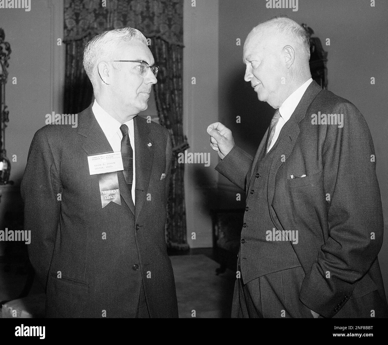 President Dwight Eisenhower chats with Erwin D. Canham of Boston ...