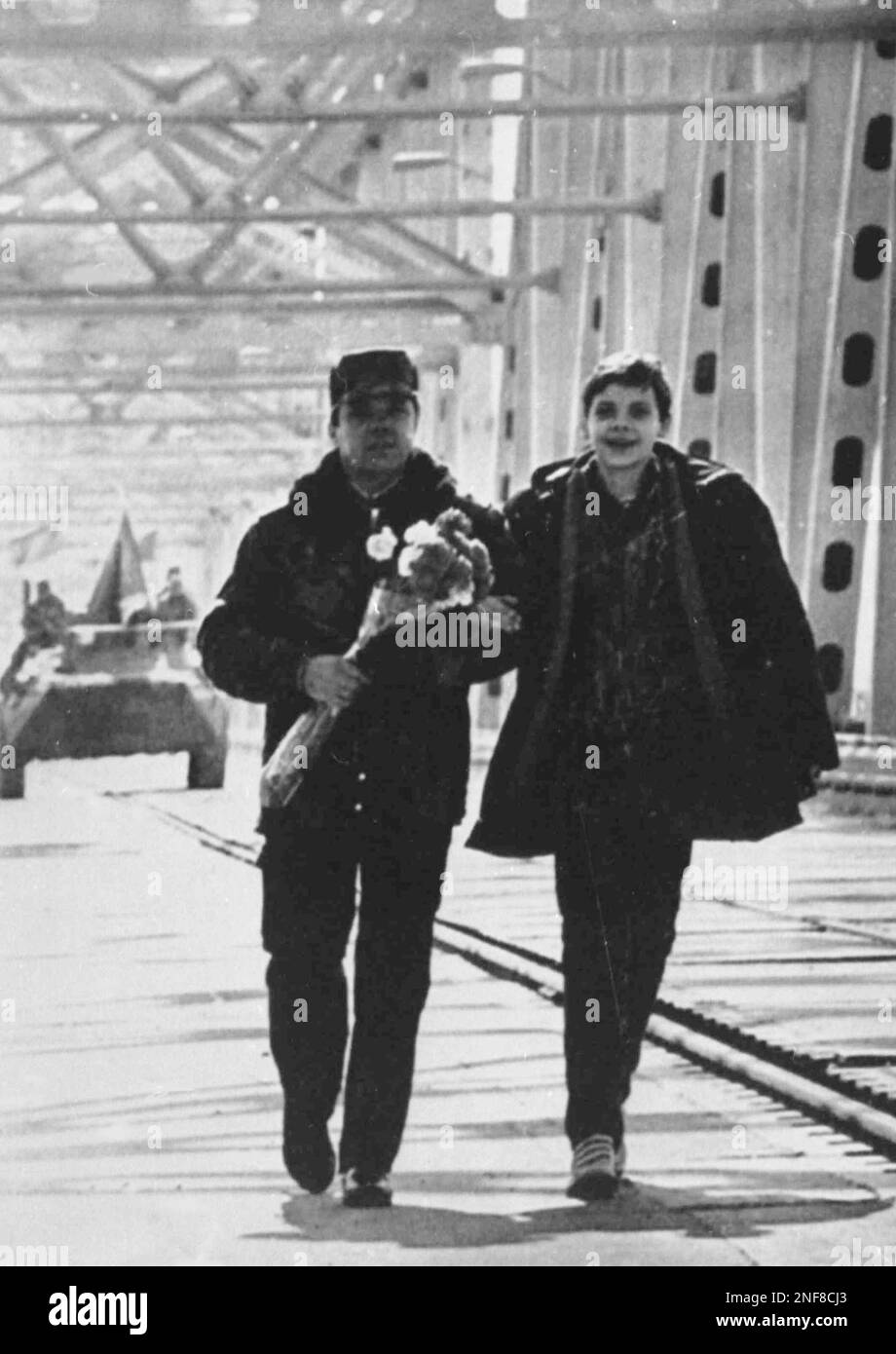 The last Soviet to leave Afghanistan, Lieutenant General Boris Gromov ...