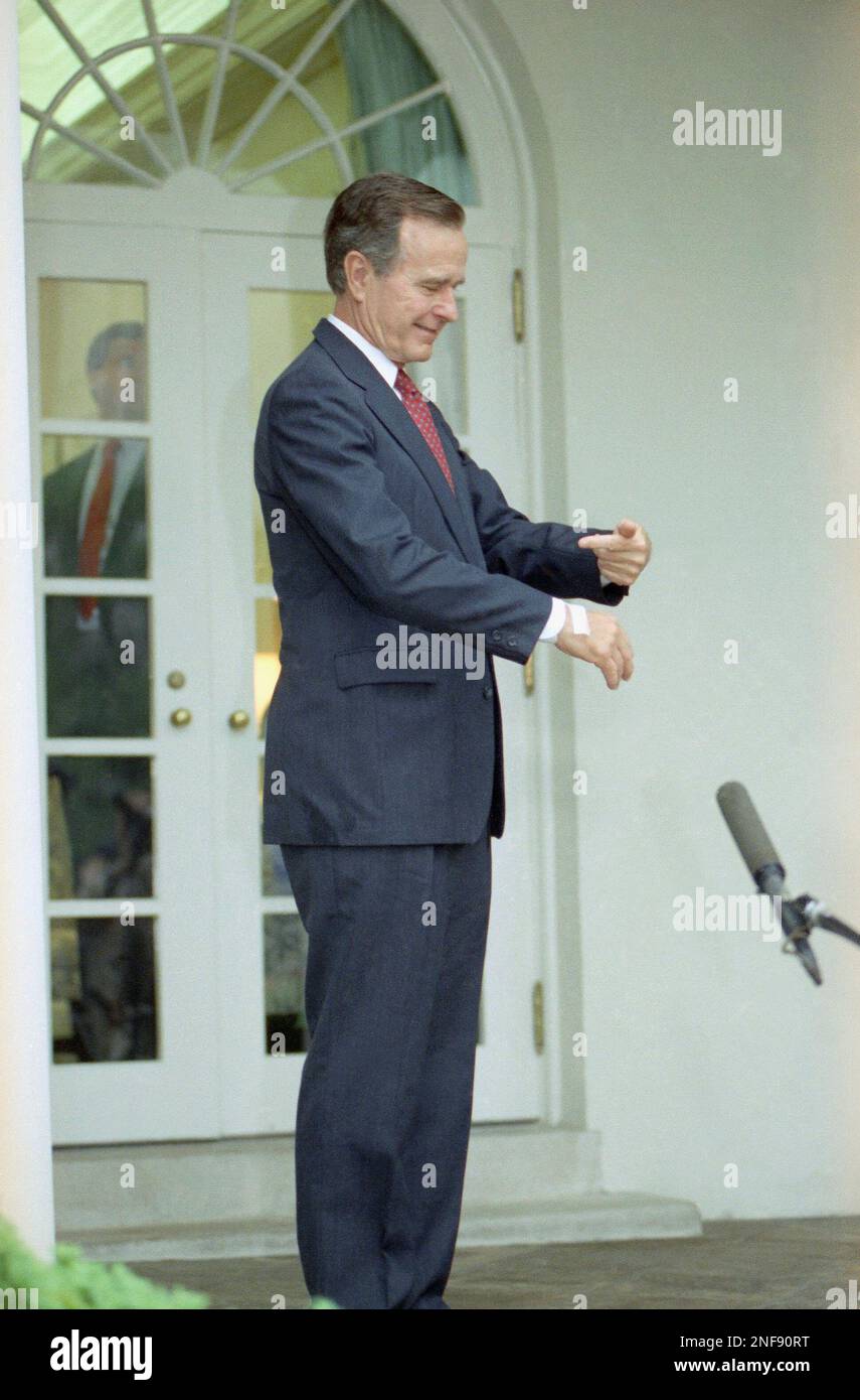 President George Bush returns to the White House in Washington, May 6 ...